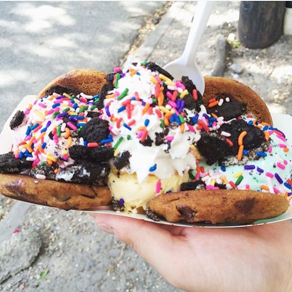 12 INSANE Ice Cream Treats in Texas | The Daytripper